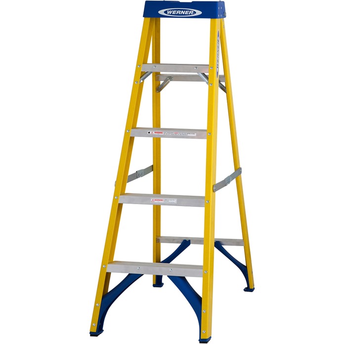 Werner Fibreglass Swingback Step Ladder | Ladders UK Direct